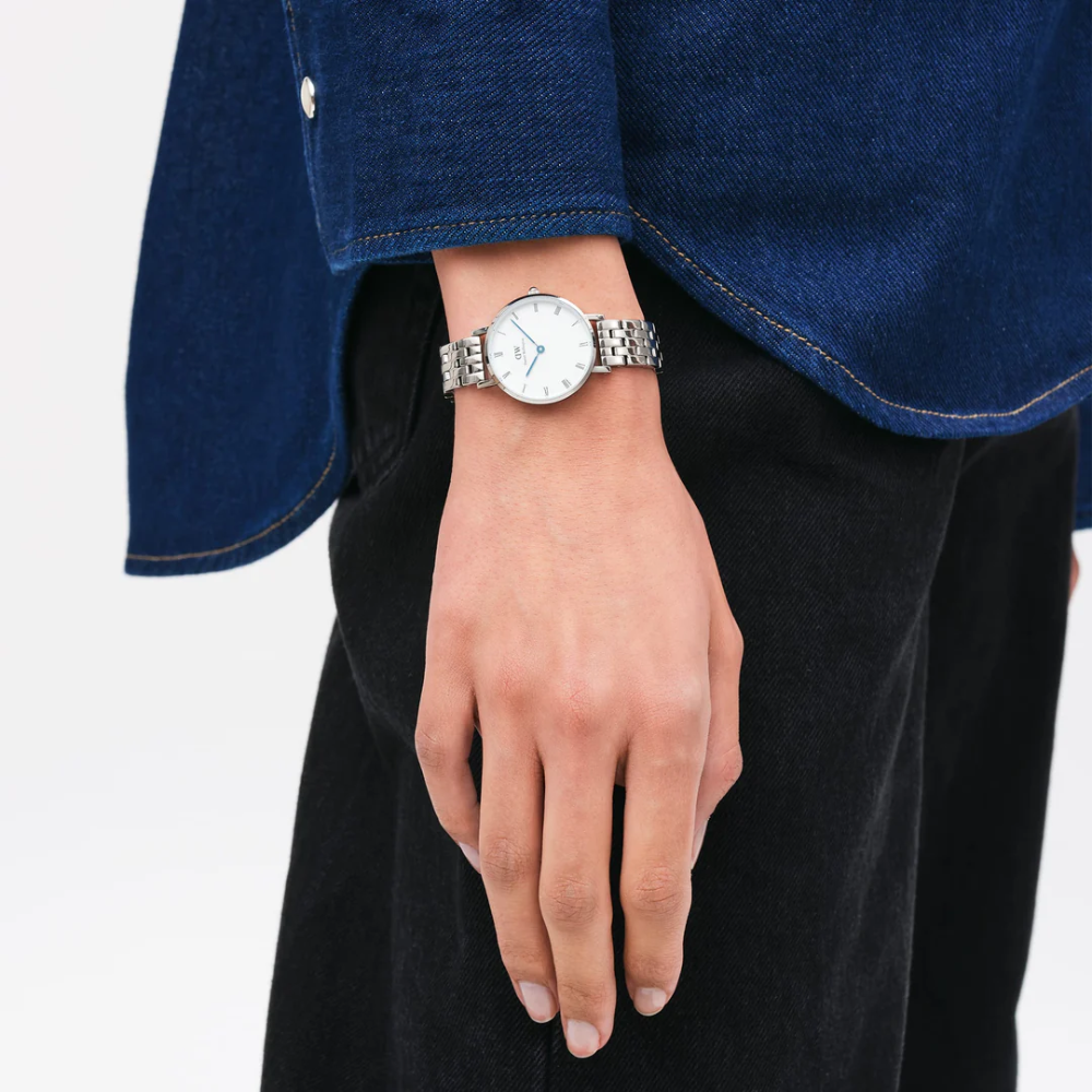 Daniel Wellington Petite Roman Numerals 5-Link Silver Strap Women's Wa ...