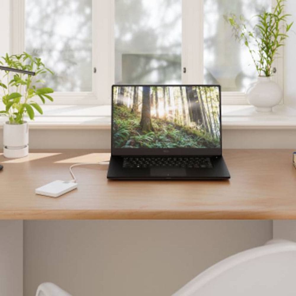 Seagate Cloud White Ultra Touch HDD STMA2000400 – H2 Hub